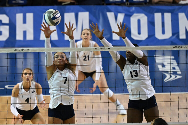 Four BYU volleyball players honored by AVCA | News, Sports, Jobs ...